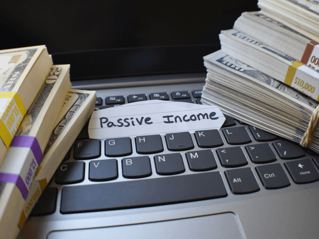 10 Ways To Make Money Online That Actually Work *not an MLM or a scam ...